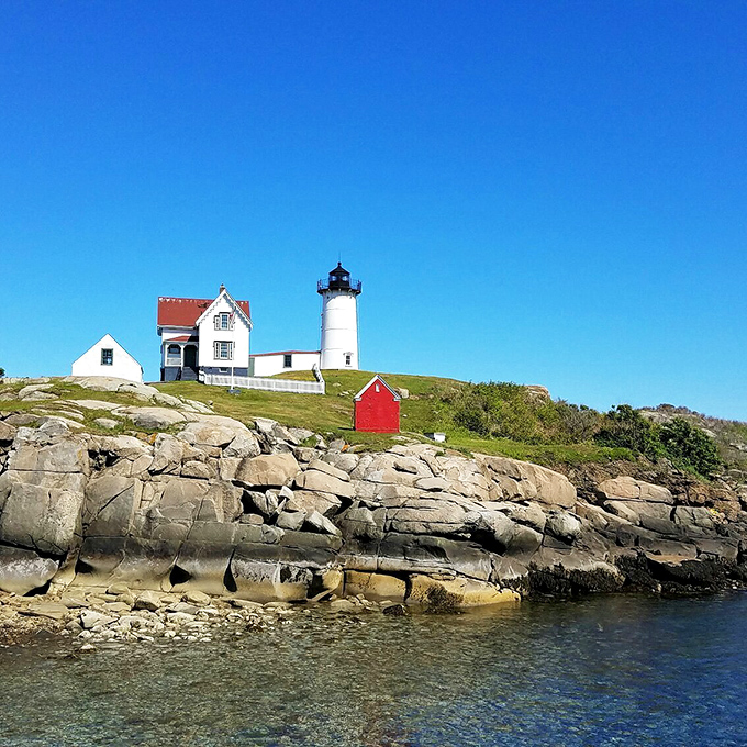 Seaside serenity meets culinary creativity: Kittery's shores are a feast for the eyes. But trust me, the actual feasts are even better!