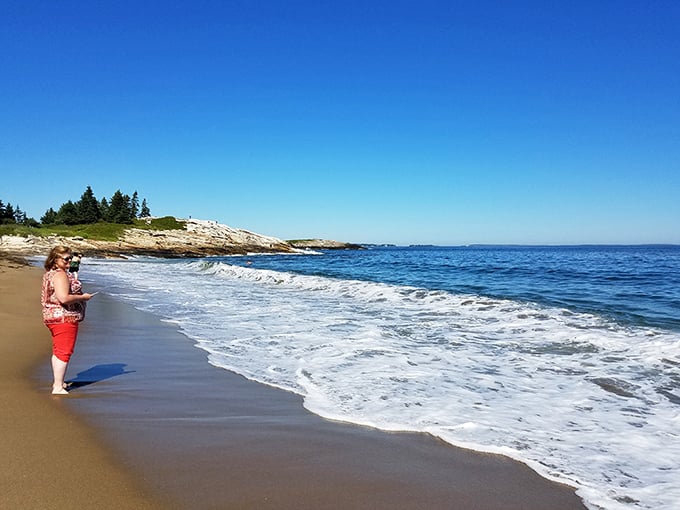 Waves so inviting, you'll swear they're winking at you. Time to dip those toes and start a splashing good romance with the Atlantic.