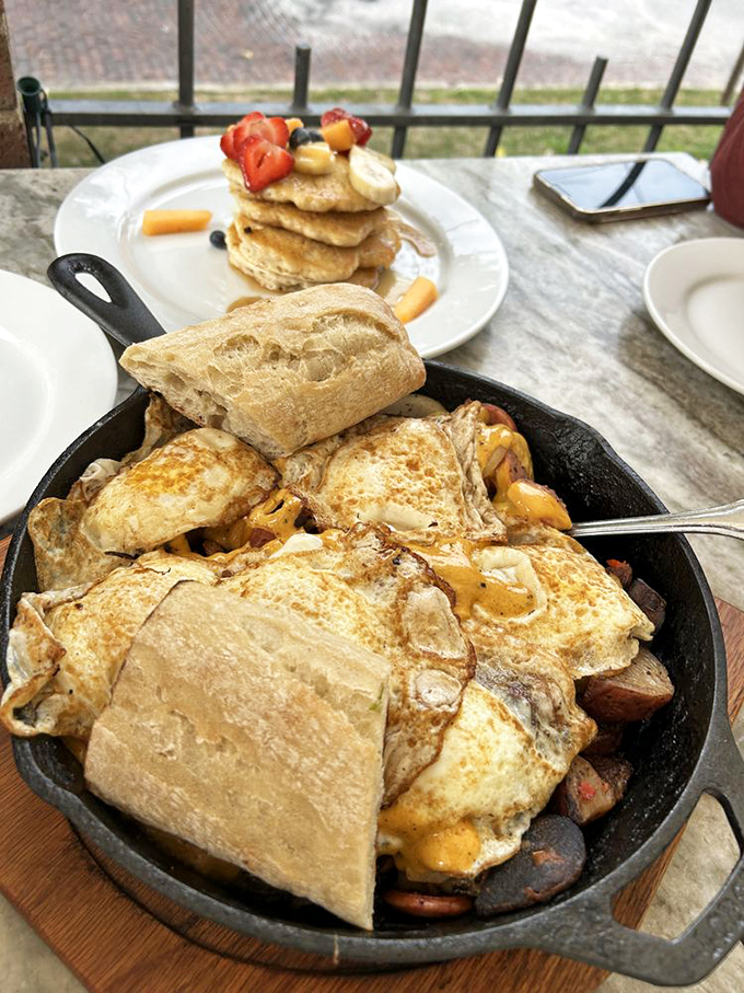 Breakfast of champions – if those champions wore lederhosen! A hearty skillet and fluffy pancakes to fuel your Bavarian adventures.