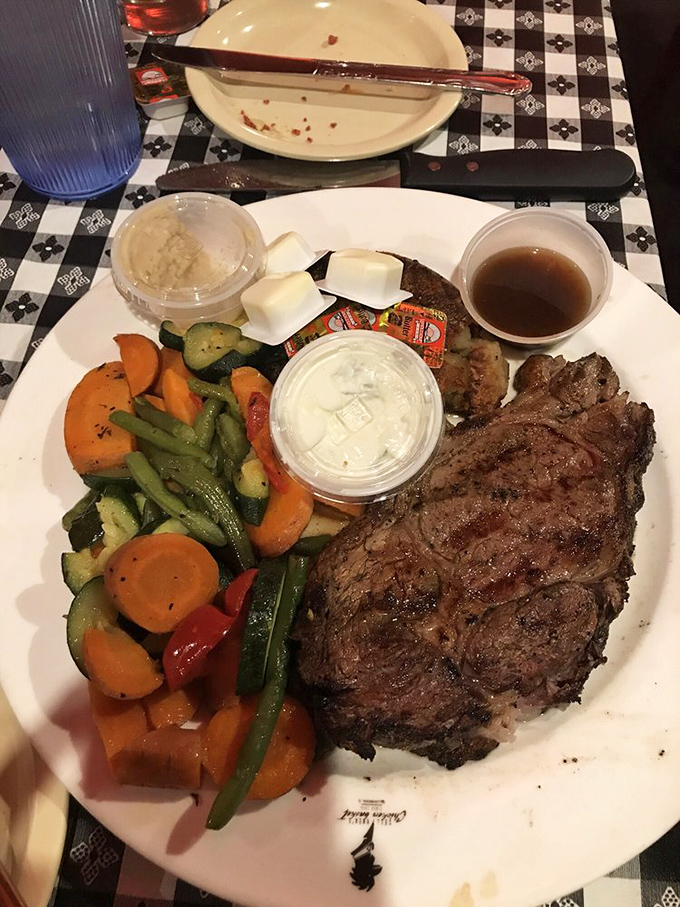 Prime rib that's a cut above! This plate looks like it could make even the most dedicated chicken fan consider a temporary defection.