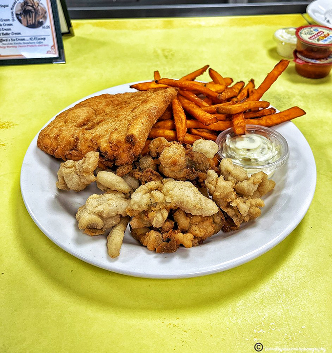 The seafood platter: where the catch of the day meets the crunch of perfection. Who needs utensils when food looks this good?