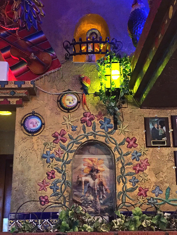 Who needs wallpaper when you have personality? Mi Nidito's eclectic decor is like a pi&ntilde;ata exploded... in the best way possible!