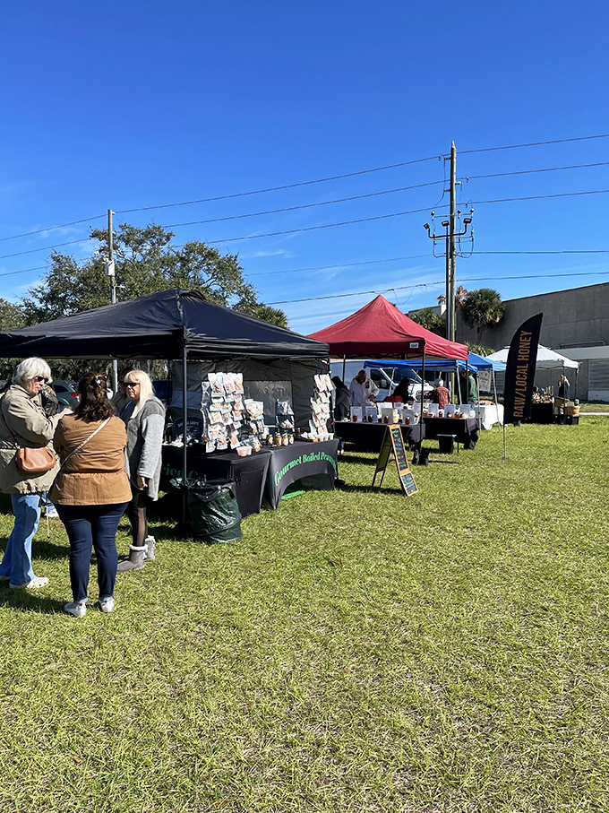 The cottage market: Where local artisans showcase their wares under canvas canopies. It's like Etsy came to life, but with more sunshine and fewer shipping fees.