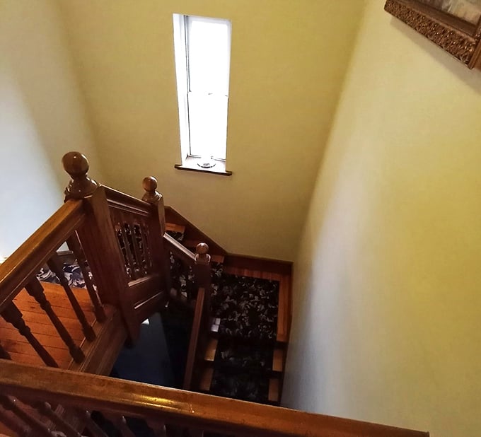 Stairway to heaven? Not quite, but these charming wooden steps lead to cozy rooms and stunning views that'll have you feeling on top of the world.