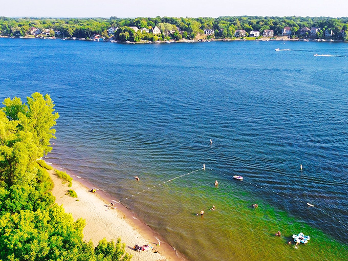 A bird's-eye view that would make even eagles jealous. Who needs drones when Mother Nature provides vistas like this?