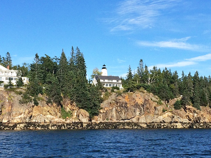 New England nostalgia on full display: Castine's streets are like a time machine to a simpler era. But the food? Thoroughly modern and delicious!