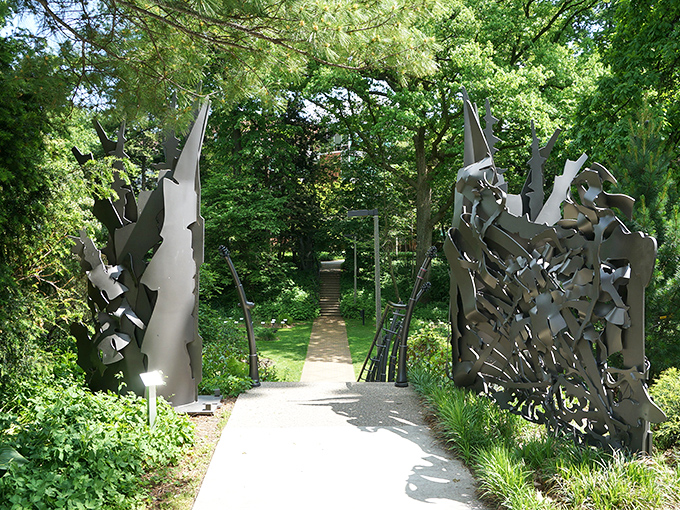 Botany boot camp! This garden packs more plant knowledge per square foot than a library's worth of textbooks.