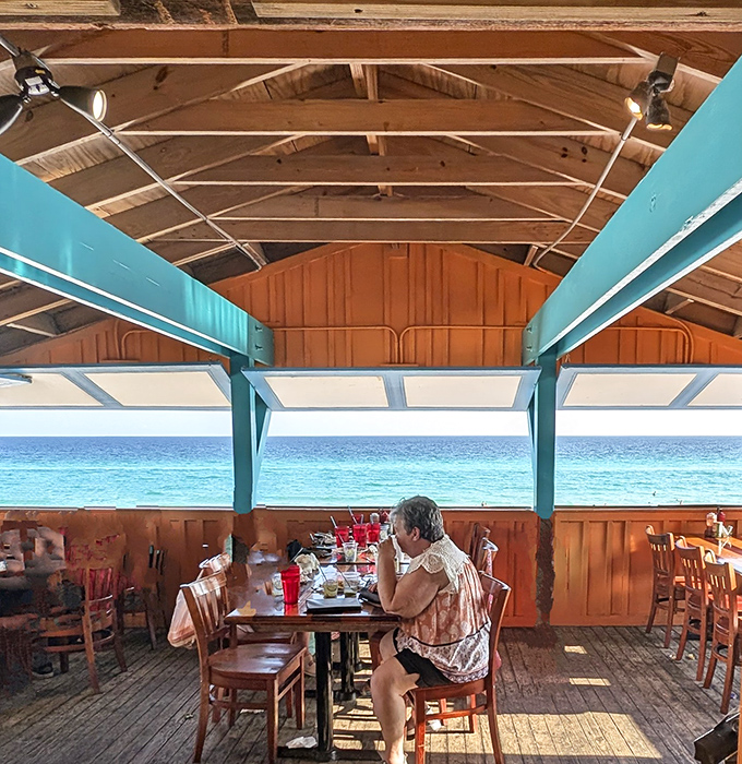 Where every table feels like the best seat in the house, thanks to that million-dollar view.