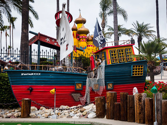 Arrr you ready for some golfing adventure? This pirate ship brings swashbuckling fun to your putting prowess. Release the Kraken &ndash; I mean, the golf balls!