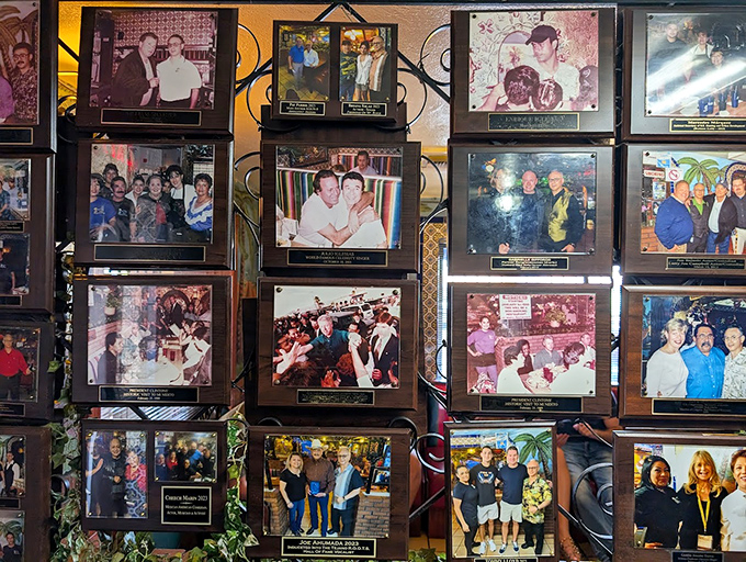 Wall of fame or hall of yum? Mi Nidito's celebrity visitors prove that good taste knows no boundaries.