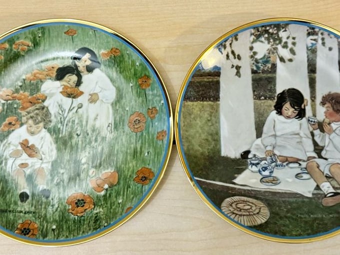 These plates tell a story of picnics past and tea parties yet to come. Each one's a conversation starter for your next dinner party.