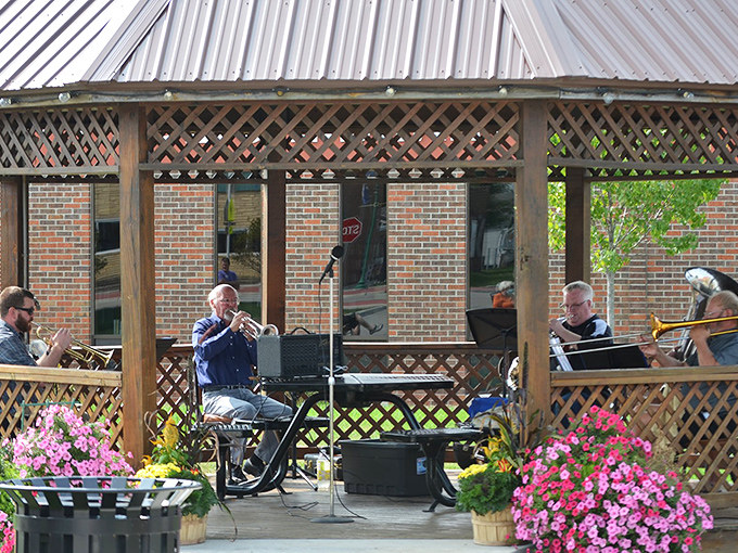 Toe-tapping tunes! These local musicians prove that in St. Charles, the hills are alive with the sound of music &ndash; gazebo style.