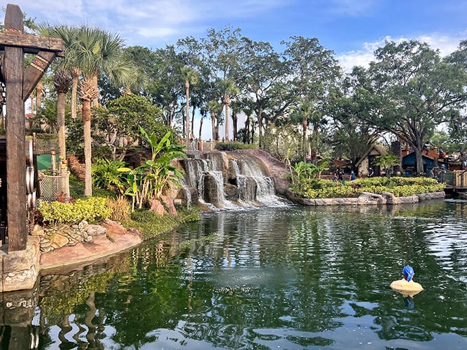 Who knew Davy Jones' Locker could be so... refreshing? It's like a water park and mini-golf had a swashbuckling baby.