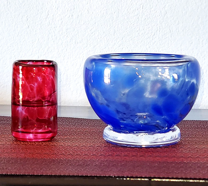 Red or blue pill? These vibrant glass bowls offer a pop of color that would make even Neo from The Matrix do a double-take.