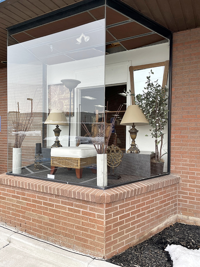 Window shopping just got dangerous. This display is like a siren song for your wallet, but oh so worth it.