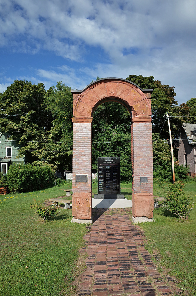 History set in stone – or should we say copper? This arch is Calumet's way of saying, "Remember where you came from, but also where you're going."