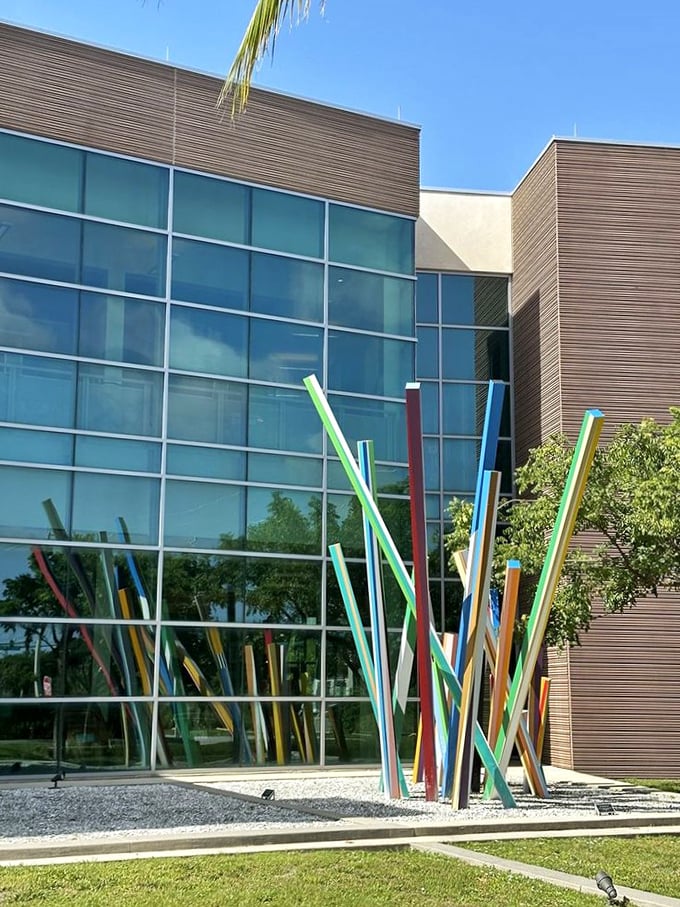 The museum's exterior is a work of art itself. Those colorful pillars are like a game of pick-up sticks gone wild!