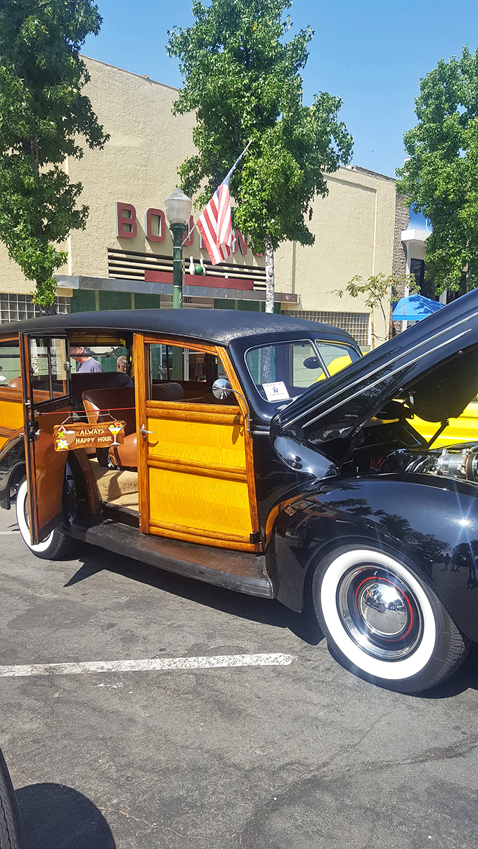 Classic cars and classic lanes &ndash; a match made in nostalgic heaven. Who's ready for a roll down memory lane?