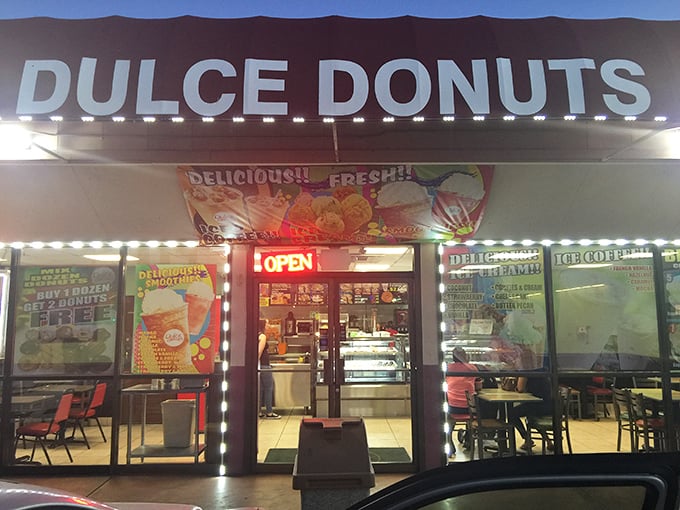 Open 24 hours? Sweet dreams are made of this! Dulce Donuts stands ready to rescue you from late-night sugar emergencies or early morning munchies.