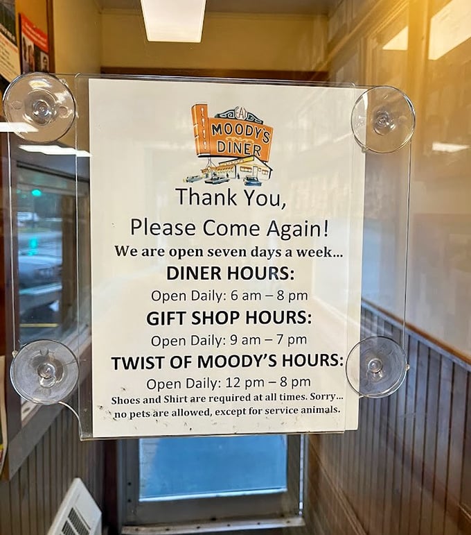 Open 14 hours a day, 7 days a week. Because comfort food doesn't take holidays, and neither does your appetite!