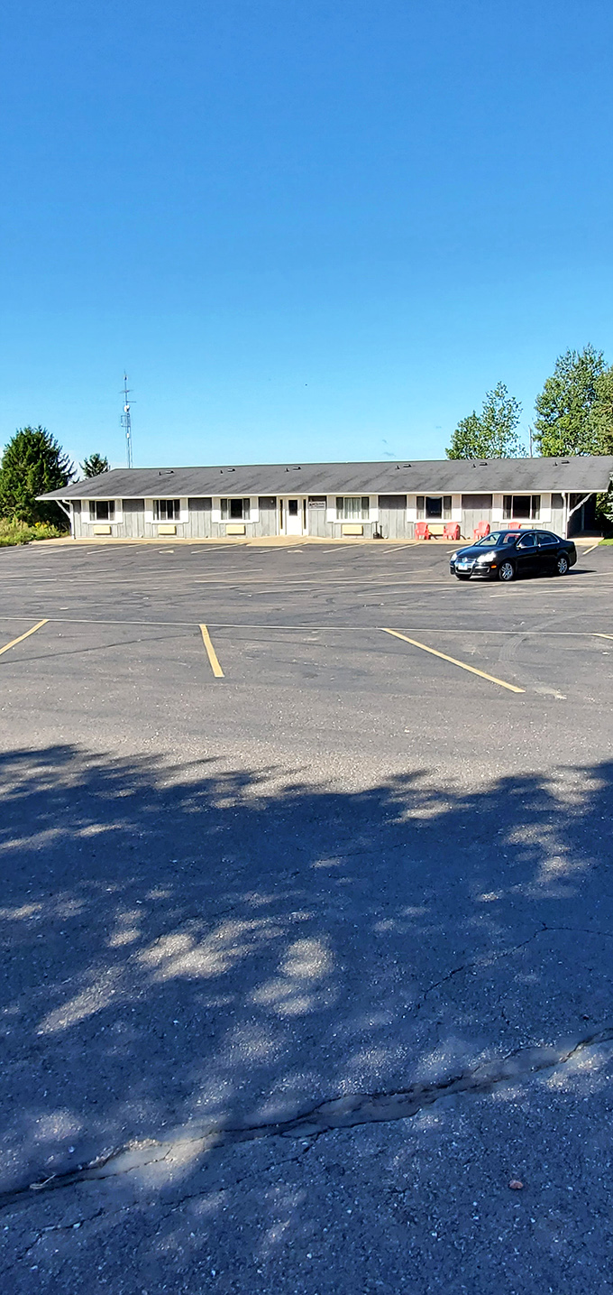 Park your car, but leave your diet at home. Fannies' parking lot: where culinary adventures begin and elastic waistbands are put to the test.