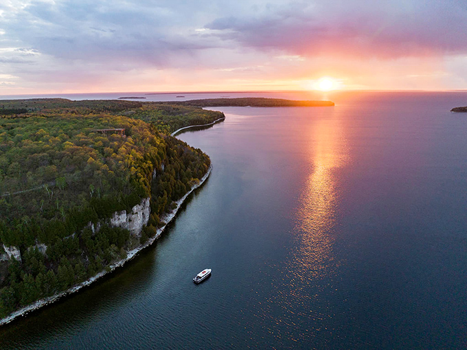 Nature's own light show illuminates Door County's shores. This sunset could give Broadway a run for its money &ndash; and the tickets are absolutely free!