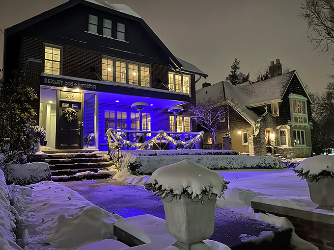 Winter wonderland achieved! This snowy scene proves that even Jack Frost can't resist the cozy allure of Bexley's finest getaway.