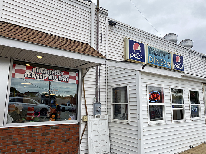 "Breakfast Served All Day" &ndash; four words that prove dreams really do come true. Rolly's entrance is like a portal to a world where it's always the most important meal of the day.