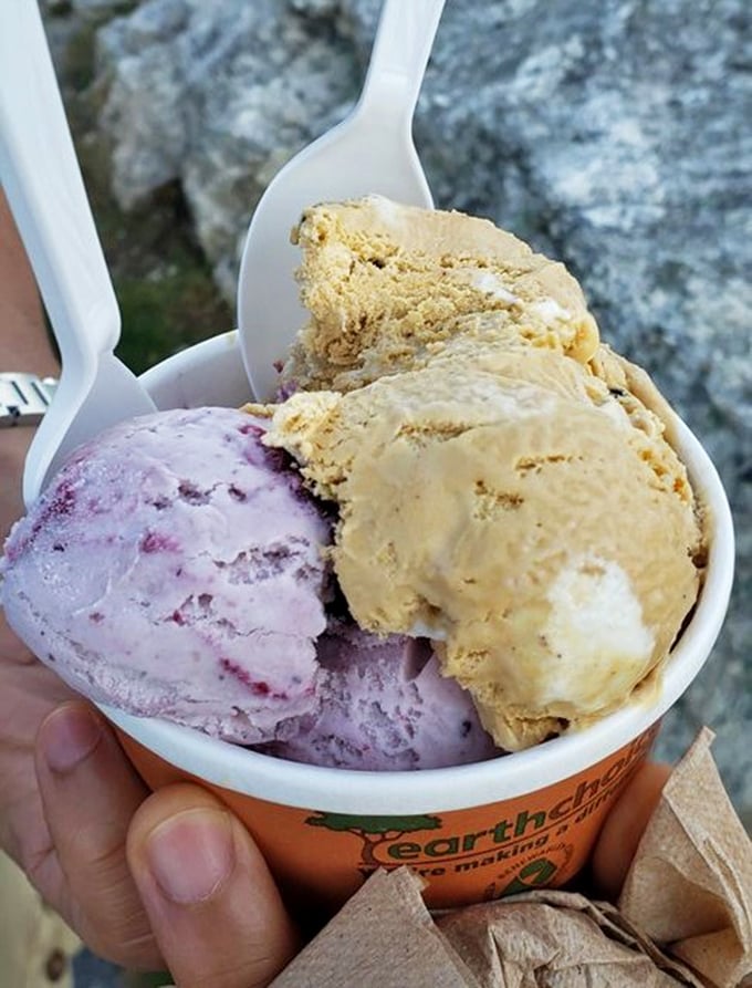 The perfect finale: ice cream with a view. Because after all that seafood, your sweet tooth deserves an ocean breeze too.