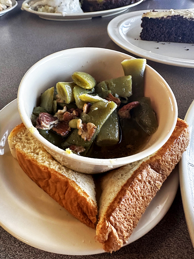 Green beans never looked so good! Who knew veggies could be the life of the party? Southern cooking at its finest, y'all.