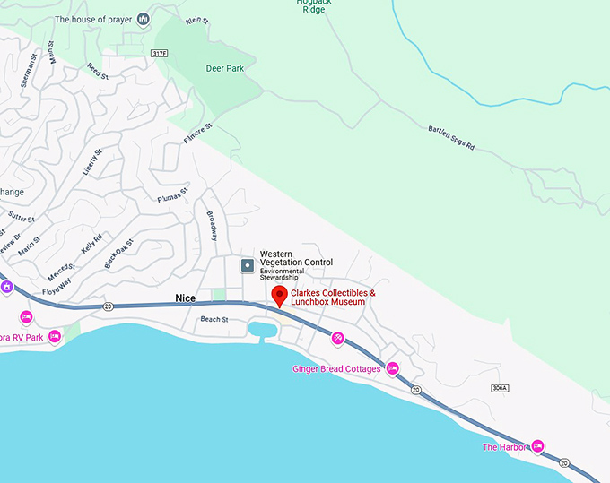16. clarkes collectibles & lunchbox museum map