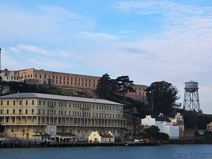 Alcatraz: Where "escape room" isn't just a trendy game night. This imposing fortress on the bay promises chills and thrills for history buffs and ghost hunters alike.