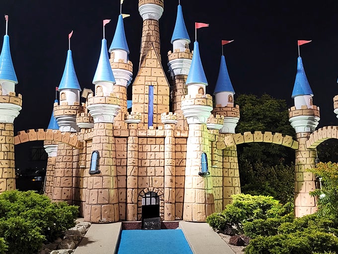 Camelot Golfland: Where Merlin trades his wand for a putter! This fairytale fortress is mini-golf royalty.