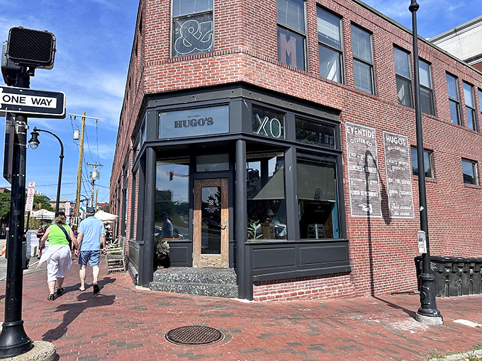 Eventide Oyster Co.: Where oysters meet their match! This corner spot in Portland is serving up seafood with a side of urban cool.