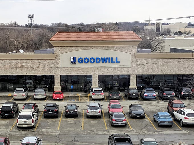 Treasure hunter's paradise! Racks of colorful clothes stretch as far as the eye can see, promising hidden gems and fashion adventures.