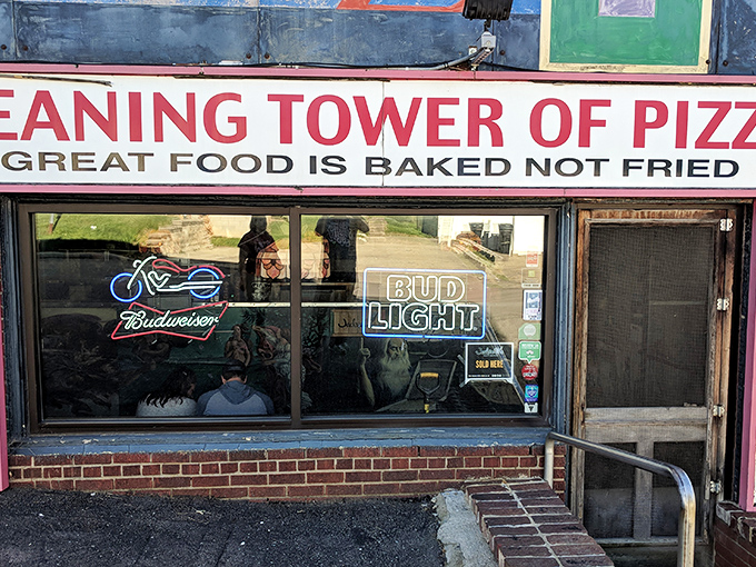 "Great food is baked not fried" &ndash; words to live by! This pizza joint's philosophy is as straight as their building isn't.