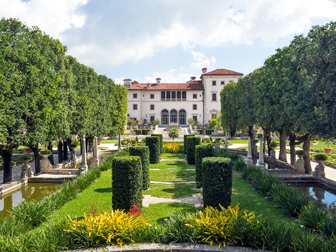 Garden party, anyone? Vizcaya's manicured grounds are so pristine, you'll feel underdressed without a parasol and white gloves.