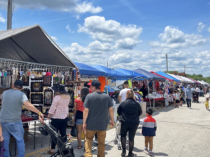 Treasure hunters, unite! This sprawling market is like an analog version of eBay, but with better people-watching opportunities.