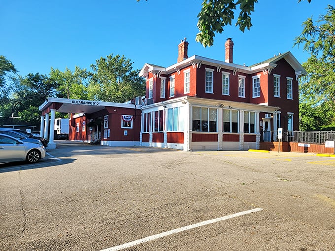 Step into a Norman Rockwell painting come to life. Chesapeake Seafood House serves up nostalgia with a side of crispy fish.