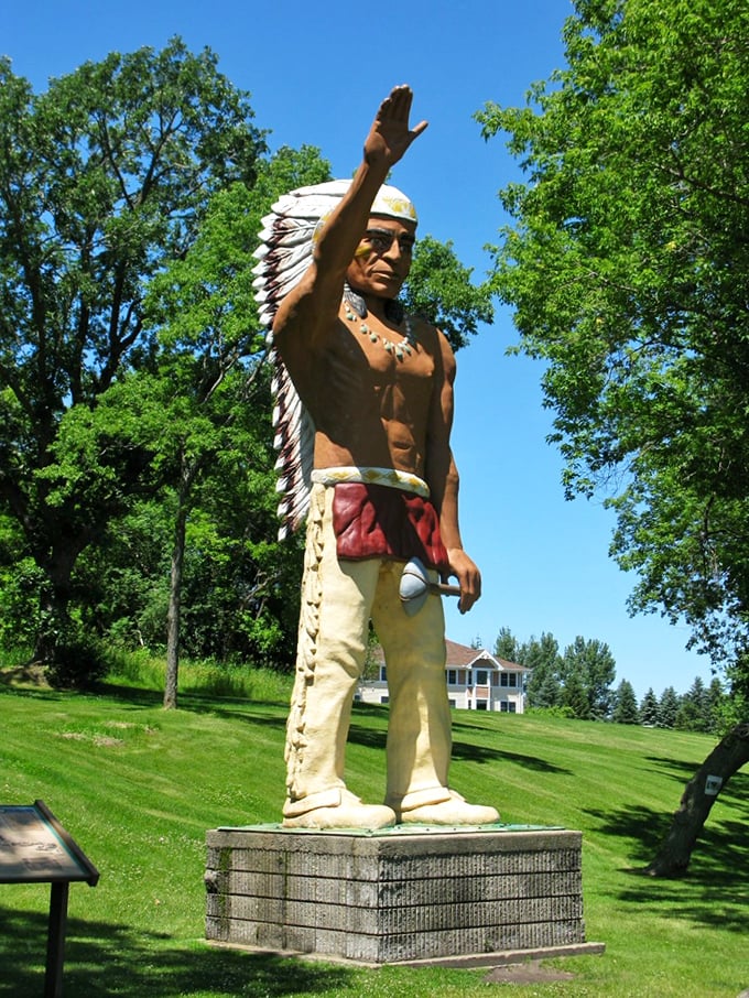 Talk about a warm welcome! Chief Wenonga's outstretched arm could double as a bird perch. Just watch out for any 'gifts' from above!