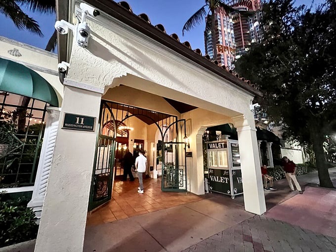 Step into Joe's, and you're transported to a time when Sinatra crooned and stone crabs ruled supreme. It's like "Mad Men" meets "The Little Mermaid."