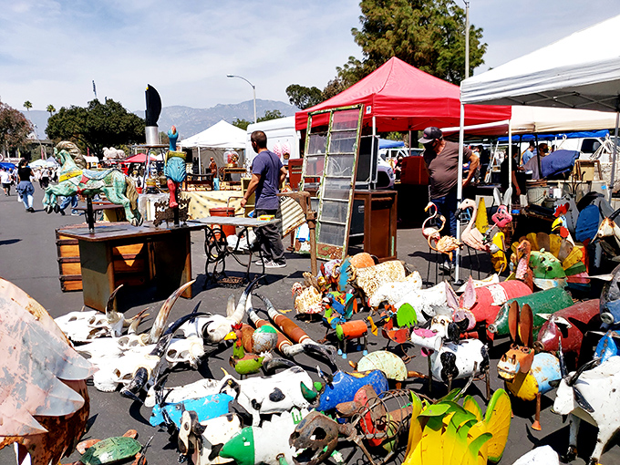 Treasure hunters, start your engines! This sea of tents holds more surprises than a magician's hat convention.