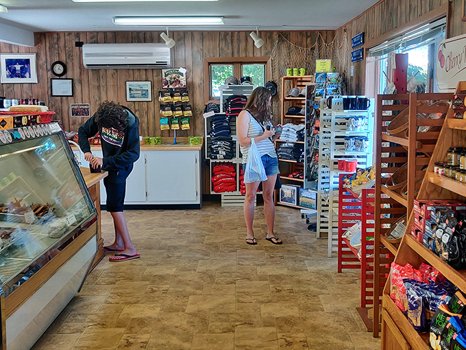 Step into a time capsule of taste! This cozy interior is where fish dreams come true and diet plans go to die.