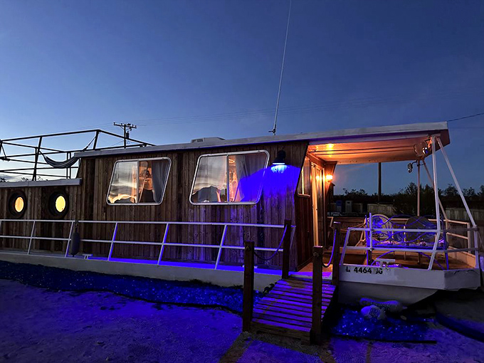 Airstream dreams come true! This silver beauty invites you to lounge poolside, channeling your inner 1950s movie star.