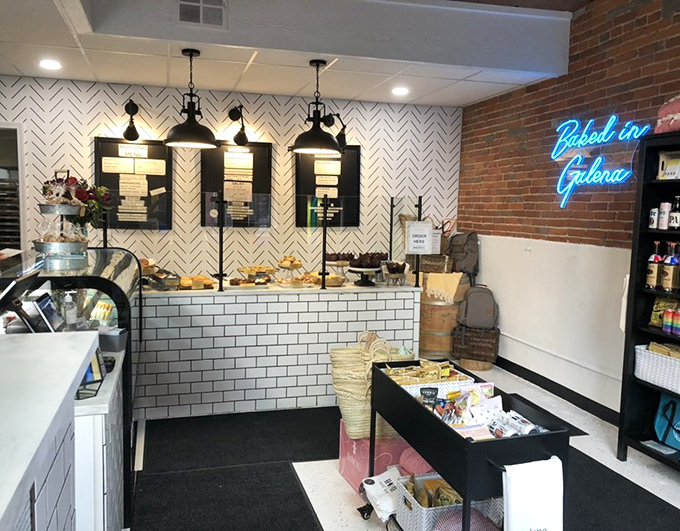 Retro meets chic in this bakery interior. It's as if "Mad Men" and "The Great British Bake Off" had a delicious love child.