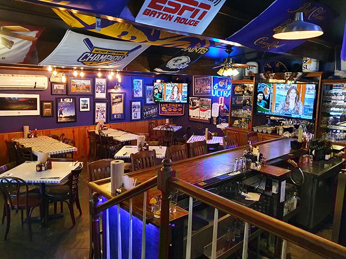 Sports fans, rejoice! Doe's interior is a shrine to LSU and ESPN, where you can catch the game while catching up with your stomach's deepest desires.