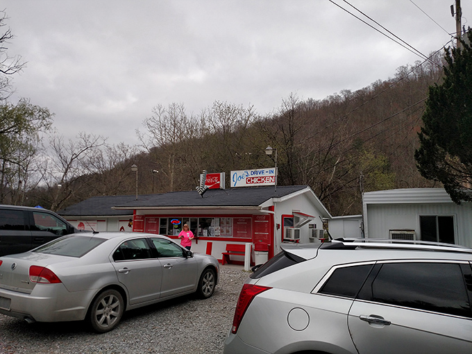 Forget fancy valet parking - this gravel lot is where culinary dreams come true. Pull up, roll down your window, and prepare for a taste explosion!