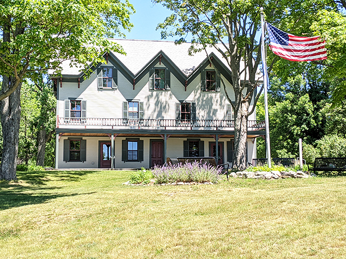 The Rocky Point House: Where Victorian charm meets lakeside serenity. It's like stepping into a Norman Rockwell painting, but with better Wi-Fi. 
