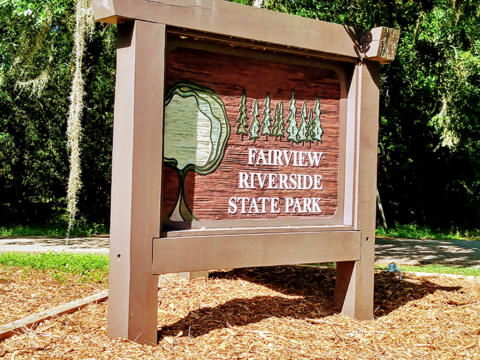 "Welcome to paradise," whispers this sign. It's like finding Platform 9&frac34;, but instead of Hogwarts, you're entering a Southern wonderland.