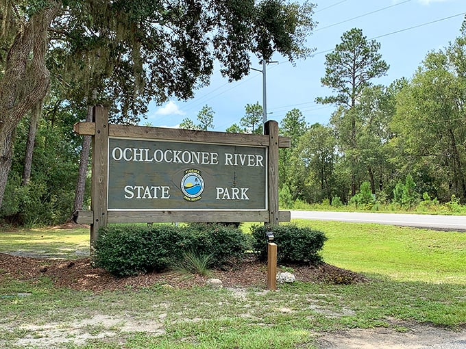 "Welcome to paradise," says the sign. It's like finding Platform 9&frac34;, but instead of Hogwarts, you're entering a world of natural wonders.